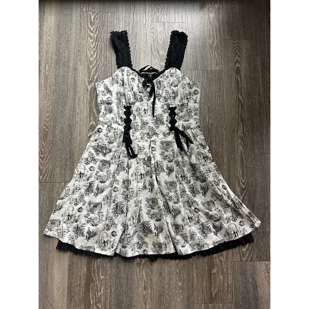 Hot Topic | Dresses | Pride Prejudice Zombies Hot Topic Lace Up ...